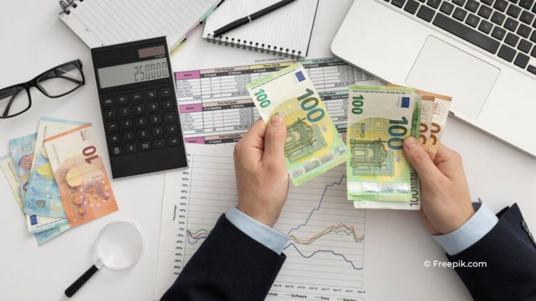 Ketentuan Menghitung Besaran Kompensasi Karyawan Kontrak - Blog Gadjian Ketentuan Menghitung Besaran Kompensasi Karyawan Kontrak - Blog Gadjian